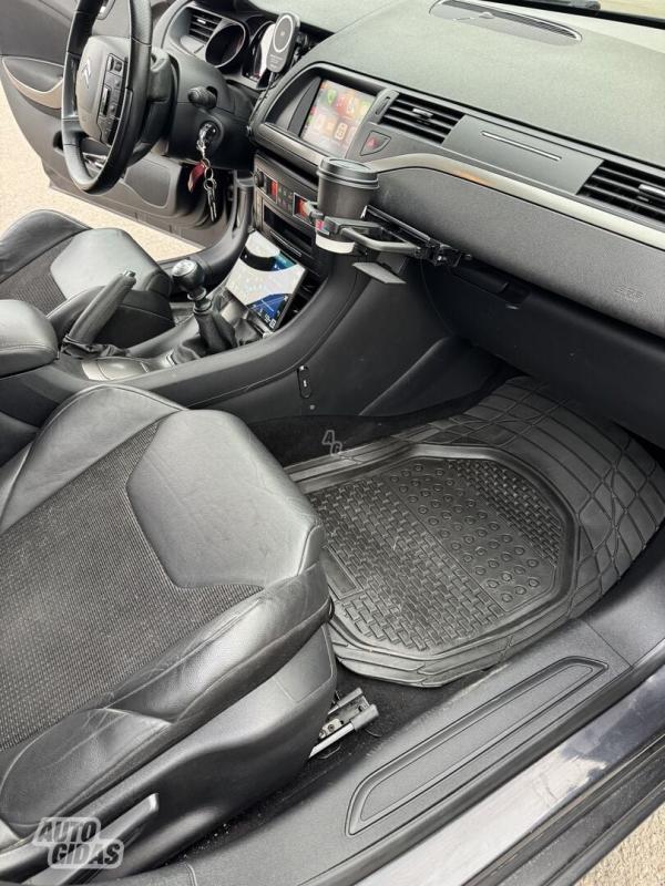 Black Citroen C5 2016 in Kaunas, with an engine capacity of 2.00 L and mileage of 222 thousand km for 5500 €, photo 6 on AUTOMOTO.COM.LV