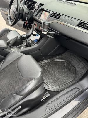 Black Citroen C5 2016 in Kaunas, with an engine capacity of 2.00 L and mileage of 222 thousand km for 5500 €, photo 7 on AUTOMOTO.COM.LV