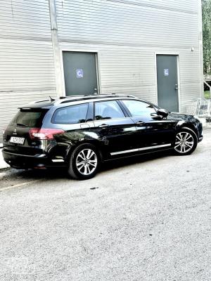 Black Citroen C5 2016 in Kaunas, with an engine capacity of 2.00 L and mileage of 222 thousand km for 5500 €, photo 21 on AUTOMOTO.COM.LV