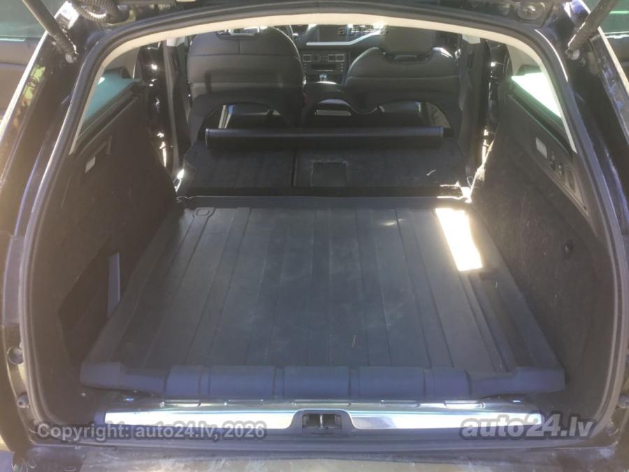 Black Citroen C5 2016 in Tallinn, with an engine capacity of 2.00 L and mileage of 224 thousand km for 8000 €, photo 9 on AUTOMOTO.COM.LV