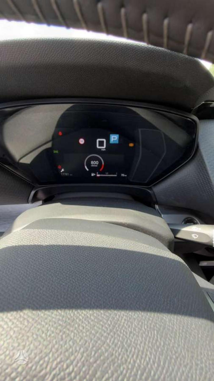 Melns Citroen C5 2022 Kauņa, ar dzinēja tilpumu 1.20 L un nobraukumu 18 tūkst. km par 16698 €, foto 11 vietnē AUTOMOTO.COM.LV