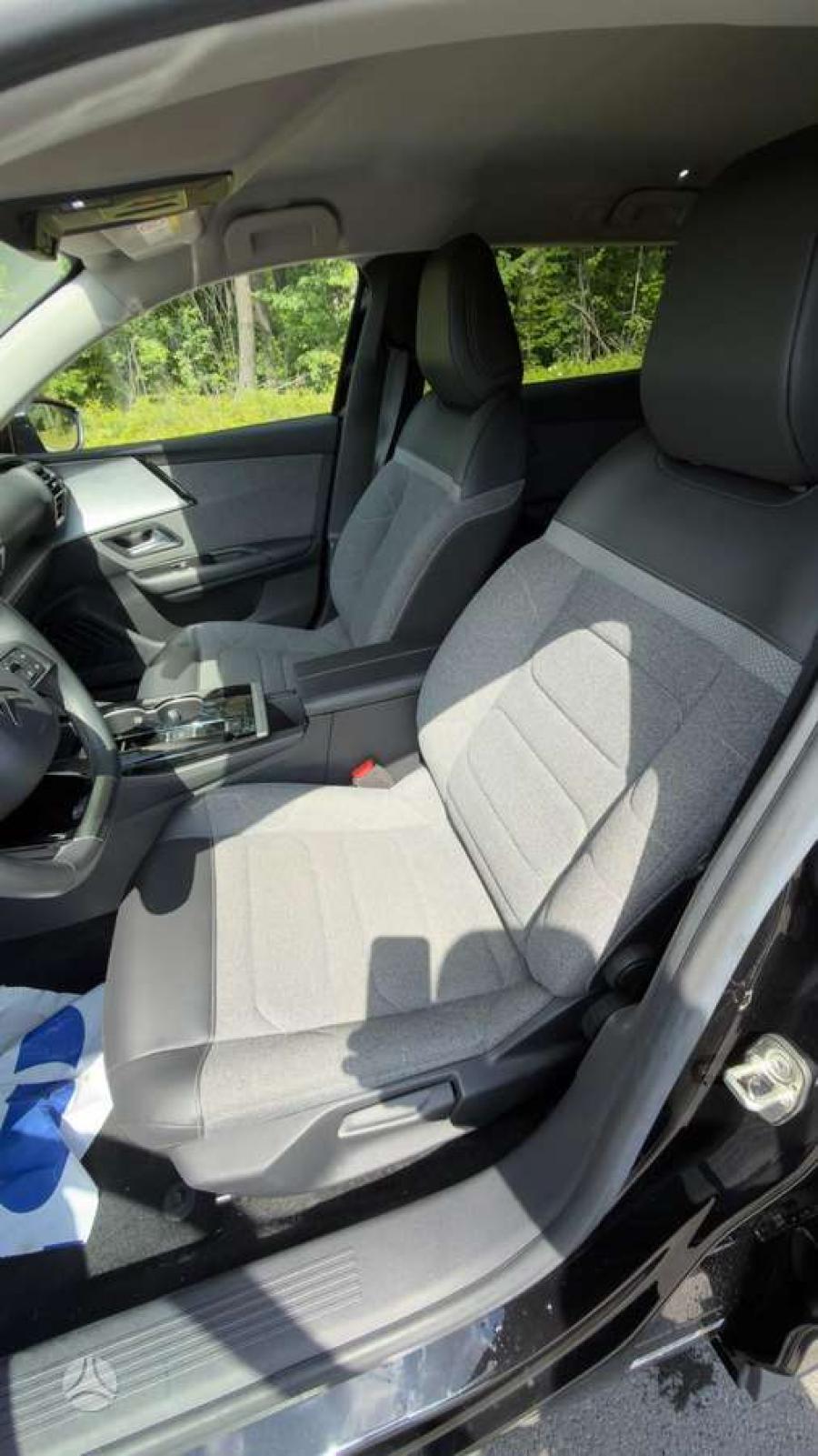Melns Citroen C5 2022 Kauņa, ar dzinēja tilpumu 1.20 L un nobraukumu 18 tūkst. km par 16698 €, foto 23 vietnē AUTOMOTO.COM.LV