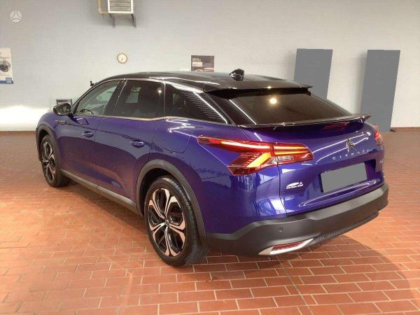 Ситроен С5 2023 в Вильнюс на AUTOMOTO.COM.LV Синий Ситроен С5 2023 в Вильнюс, объемом двигателя 1.60 л и пробегом 140 тыс. км за 17670 €, фото 5 на AUTOMOTO.COM.LV