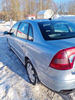 Blue Citroen C5 2006 in Siauliai, with an engine capacity of 2.00 L and mileage of 240 thousand km for 1550 €, photo 2 on AUTOMOTO.COM.LV
