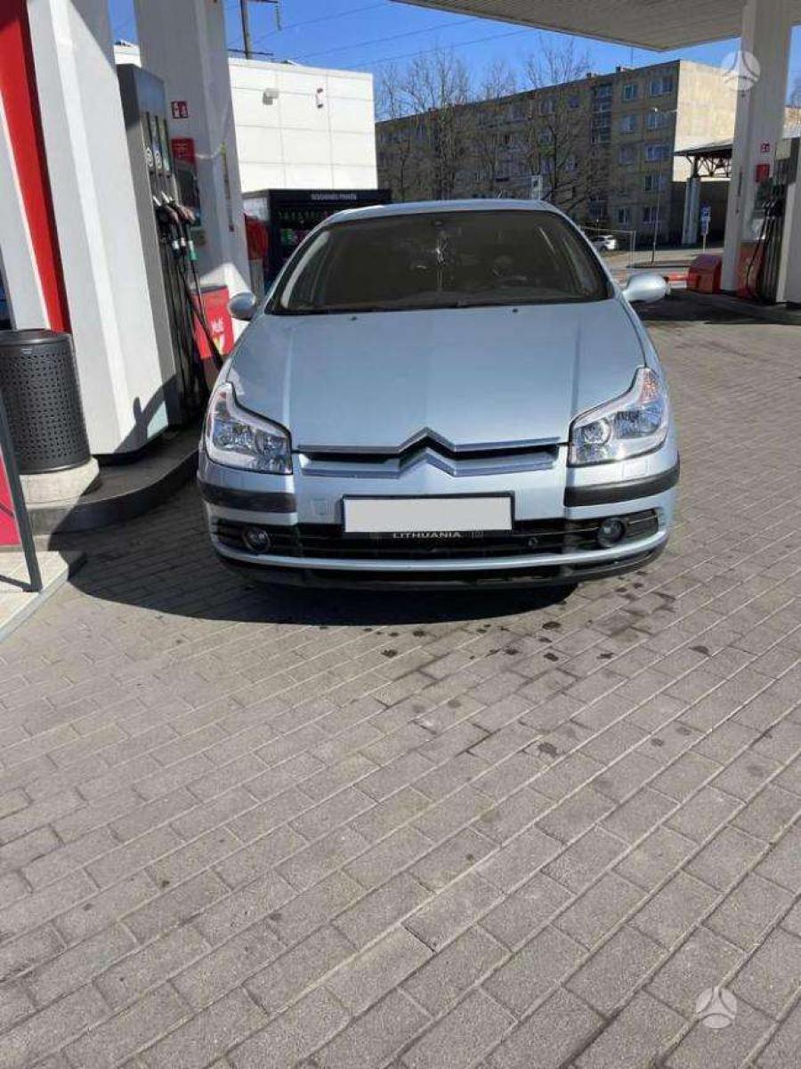 Blue Citroen C5 2007 in Kaunas, with an engine capacity of 1.56 L and mileage of 304 thousand km for 980 €, photo 3 on AUTOMOTO.COM.LV