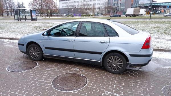 Blue Citroen C5 2007 in Kaunas, with an engine capacity of 1.56 L and mileage of 305 thousand km for 1337 €, photo 5 on AUTOMOTO.COM.LV