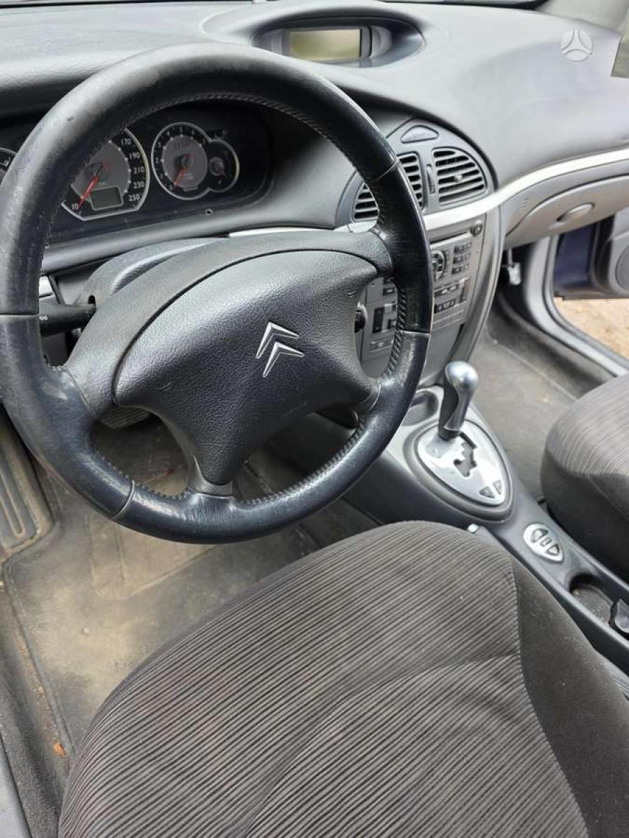 Blue Citroen C5 2007 in Siauliai, with an engine capacity of 2.00 L and mileage of 335 thousand km for 650 €, photo 6 on AUTOMOTO.COM.LV