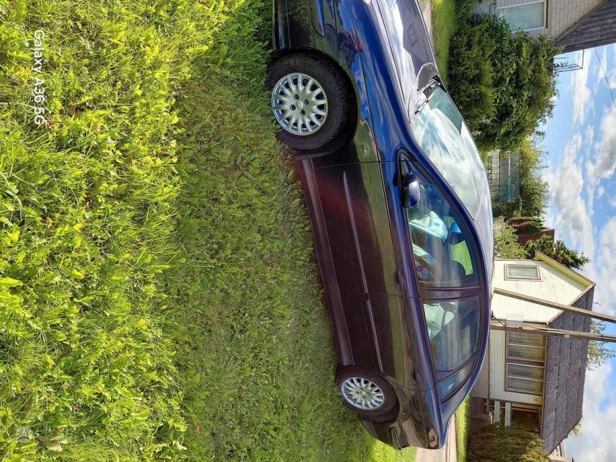 Zils Citroen C5 2002 Kupiškis, ar dzinēja tilpumu 2.18 L un nobraukumu 250 tūkst. km par 650 €, foto 1 vietnē AUTOMOTO.COM.LV