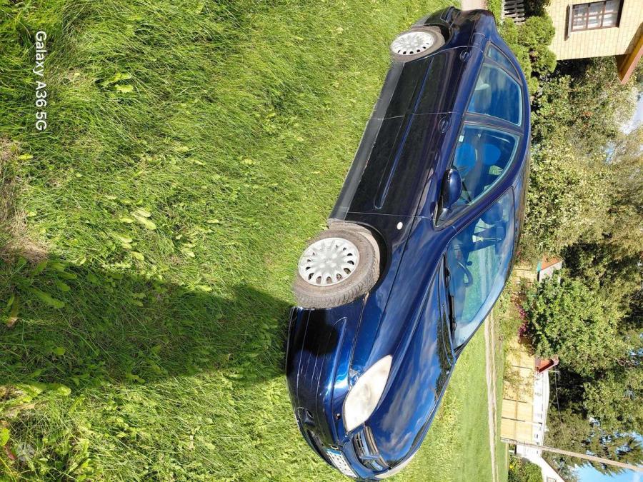 Zils Citroen C5 2002 Kupiškis, ar dzinēja tilpumu 2.18 L un nobraukumu 250 tūkst. km par 650 €, foto 4 vietnē AUTOMOTO.COM.LV