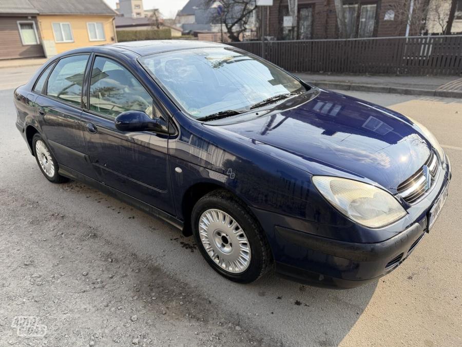 Blue Citroen C5 2003 in Kaunas, with an engine capacity of 2.00 L and mileage of 397 thousand km for 500 €, photo 3 on AUTOMOTO.COM.LV