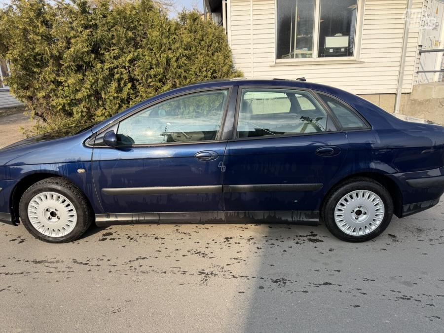 Blue Citroen C5 2003 in Kaunas, with an engine capacity of 2.00 L and mileage of 397 thousand km for 500 €, photo 9 on AUTOMOTO.COM.LV