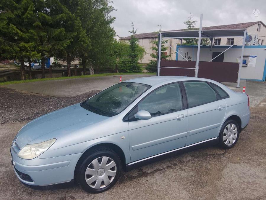 Blue Citroen C5 2007 in Silale, with an engine capacity of 2.00 L and mileage of 240 thousand km for 700 €, photo 6 on AUTOMOTO.COM.LV