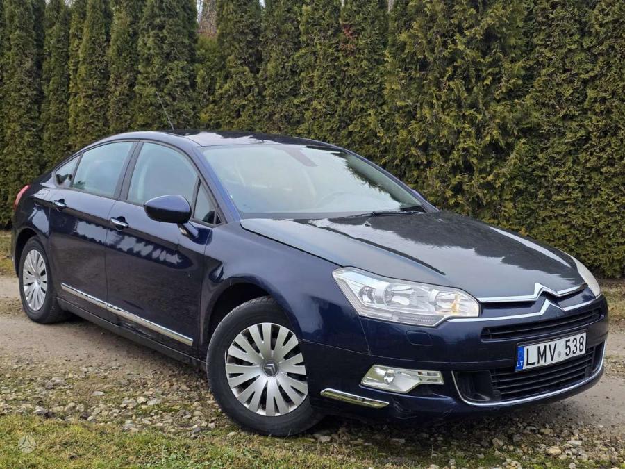 Blue Citroen C5 2008 in Siauliai, with an engine capacity of 1.60 L and mileage of 330 thousand km for 950 €, photo 1 on AUTOMOTO.COM.LV
