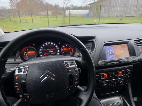 Blue Citroen C5 2008 in Siauliai, with an engine capacity of 1.60 L and mileage of 330 thousand km for 950 €, photo 9 on AUTOMOTO.COM.LV