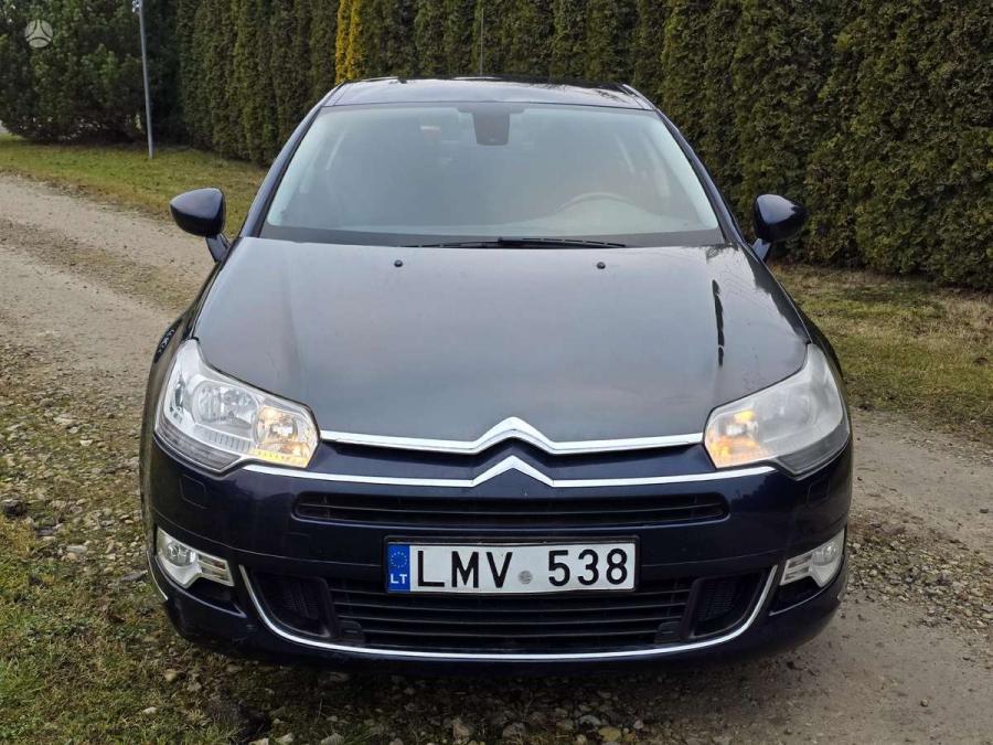 Zils Citroen C5 2008 Šauļi, ar dzinēja tilpumu 1.60 L un nobraukumu 300 tūkst. km par 900 €, foto 3 vietnē AUTOMOTO.COM.LV