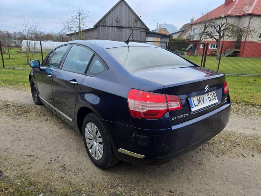 Zils Citroen C5 2008 Šauļi, ar dzinēja tilpumu 1.60 L un nobraukumu 300 tūkst. km par 900 €, foto 6 vietnē AUTOMOTO.COM.LV