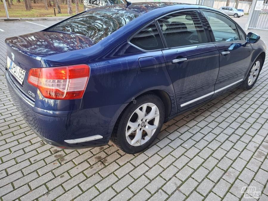 Blue Citroen C5 2008 in Alytus, with an engine capacity of 2.20 L and mileage of 351 thousand km for 2660 €, photo 2 on AUTOMOTO.COM.LV