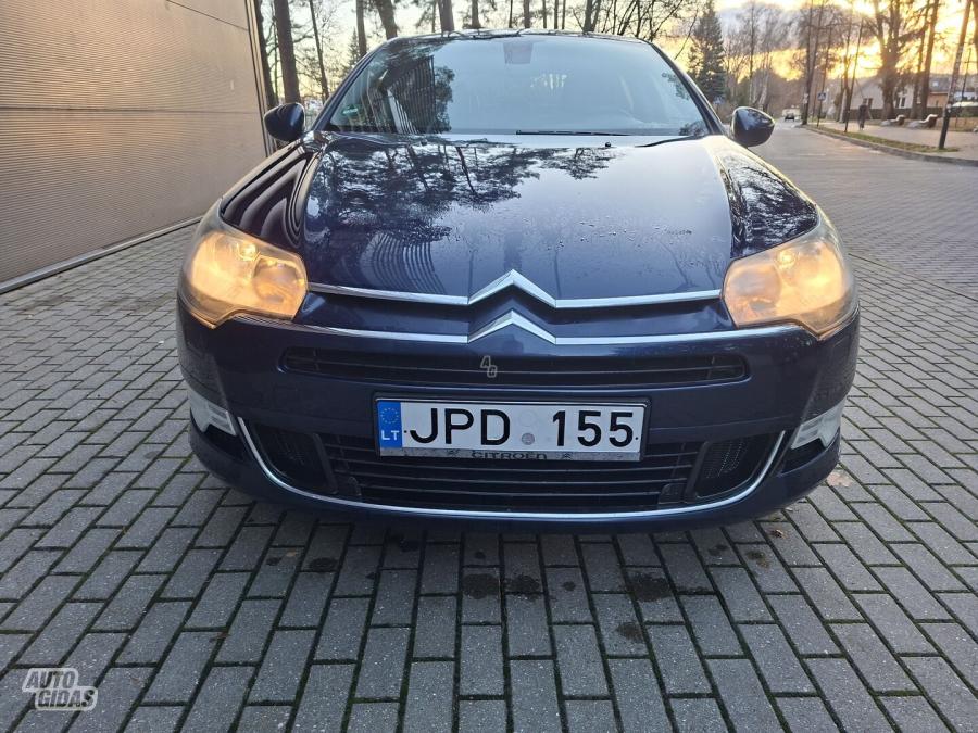 Blue Citroen C5 2008 in Alytus, with an engine capacity of 2.20 L and mileage of 351 thousand km for 2660 €, photo 4 on AUTOMOTO.COM.LV