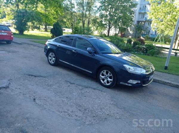 Zils Citroen C5 2008 Rīga, ar dzinēja tilpumu 2.00 L un nobraukumu 323 tūkst. km par 2950 €, foto 2 vietnē AUTOMOTO.COM.LV