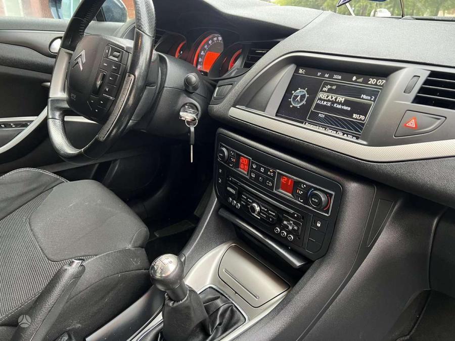 Zils Citroen C5 2008 Šauļi, ar dzinēja tilpumu 1.56 L un nobraukumu 360 tūkst. km par 1990 €, foto 17 vietnē AUTOMOTO.COM.LV