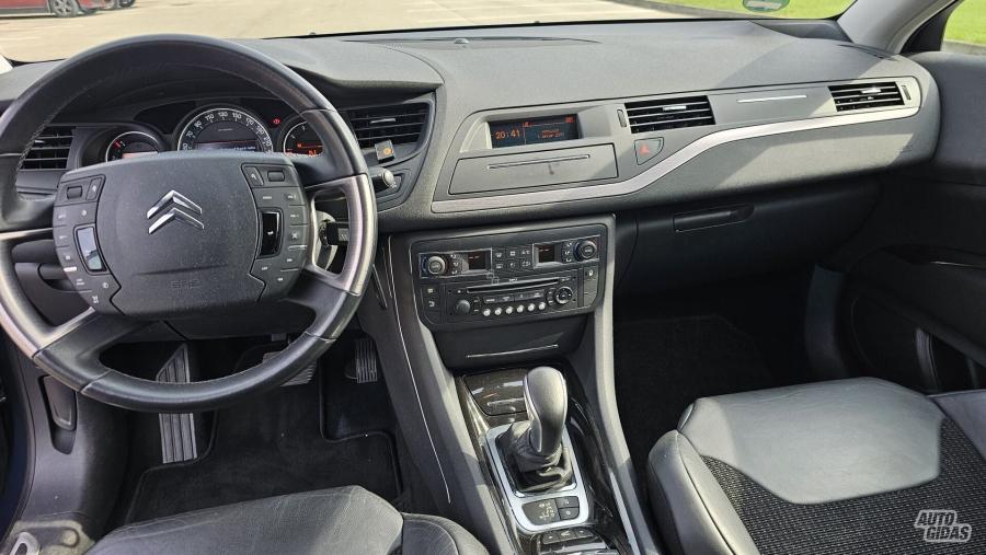 Blue Citroen C5 2008 in Kazlu Ruda, with an engine capacity of 2.00 L and mileage of 157 thousand km for 3100 €, photo 13 on AUTOMOTO.COM.LV