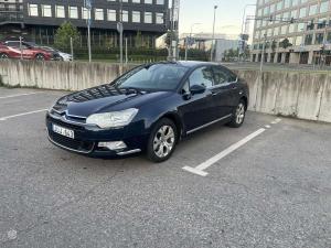 Zils Citroen C5 2009 Viļņa, ar dzinēja tilpumu 2.00 L un nobraukumu 280 tūkst. km par 1800 €, foto  vietnē AUTOMOTO.COM.LV