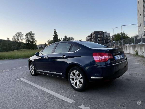 Blue Citroen C5 2009 in Vilnius, with an engine capacity of 2.00 L and mileage of 280 thousand km for 1800 €, photo 4 on AUTOMOTO.COM.LV