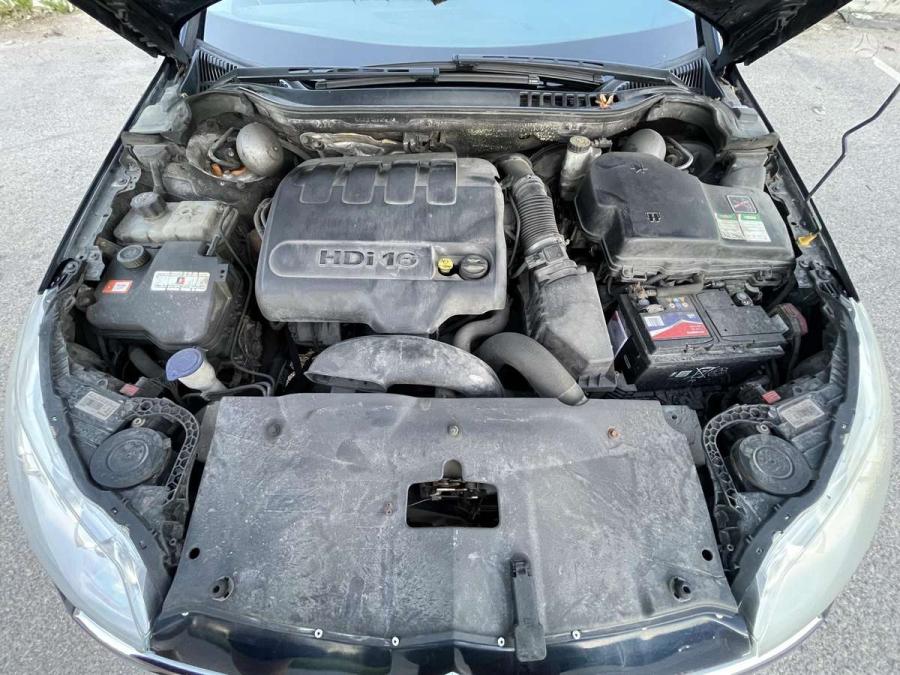 Zils Citroen C5 2009 Viļņa, ar dzinēja tilpumu 2.00 L un nobraukumu 280 tūkst. km par 1800 €, foto 8 vietnē AUTOMOTO.COM.LV