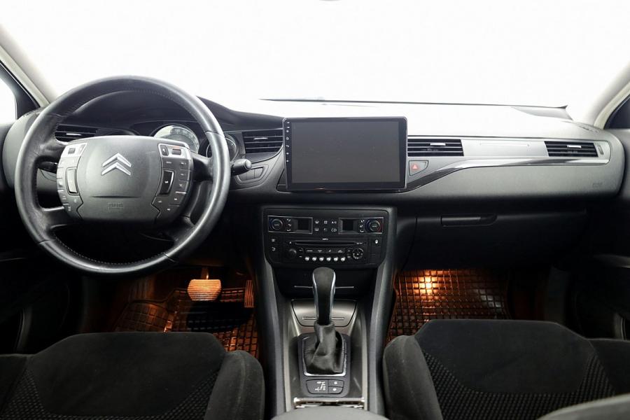 Blue Citroen C5 2009 in Tallinn, with an engine capacity of 2.00 L and mileage of 269 thousand km for 1699 €, photo 13 on AUTOMOTO.COM.LV