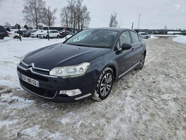 Zils Citroen C5 2015 Tauragė, ar dzinēja tilpumu 2.00 L un nobraukumu 264 tūkst. km par 3900 €, foto 2 vietnē AUTOMOTO.COM.LV