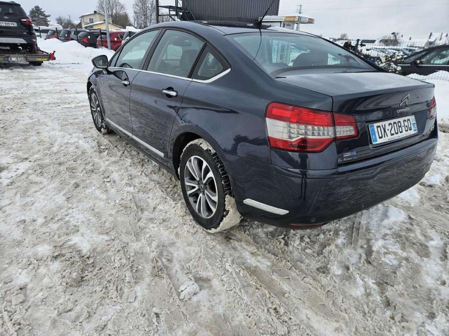 Zils Citroen C5 2015 Tauragė, ar dzinēja tilpumu 2.00 L un nobraukumu 264 tūkst. km par 3900 €, foto 6 vietnē AUTOMOTO.COM.LV