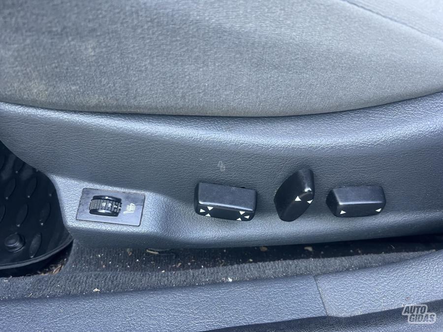 Zils Citroen C5 2007 Šauļi, ar dzinēja tilpumu 2.20 L un nobraukumu 0 tūkst. km par 749 €, foto 17 vietnē AUTOMOTO.COM.LV