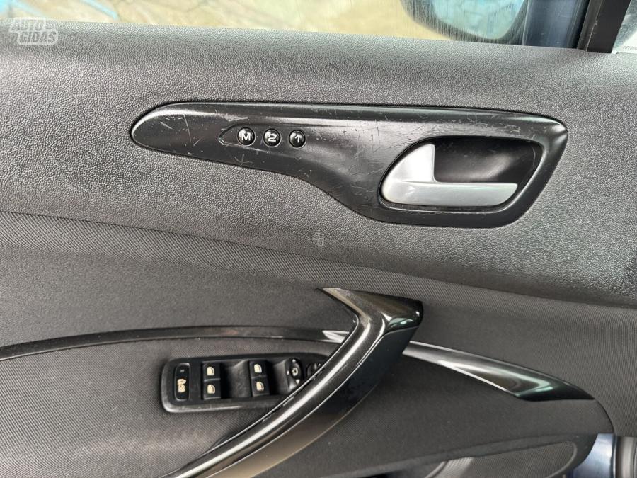Zils Citroen C5 2008 Jonava, ar dzinēja tilpumu 2.00 L un nobraukumu 274 tūkst. km par 2200 €, foto 15 vietnē AUTOMOTO.COM.LV