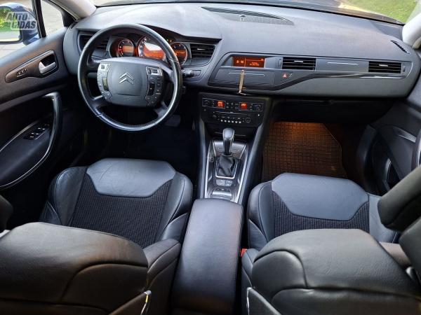 Blue Citroen C5 2008 in Telschi, with an engine capacity of 2.00 L and mileage of 316 thousand km for 2000 €, photo 8 on AUTOMOTO.COM.LV