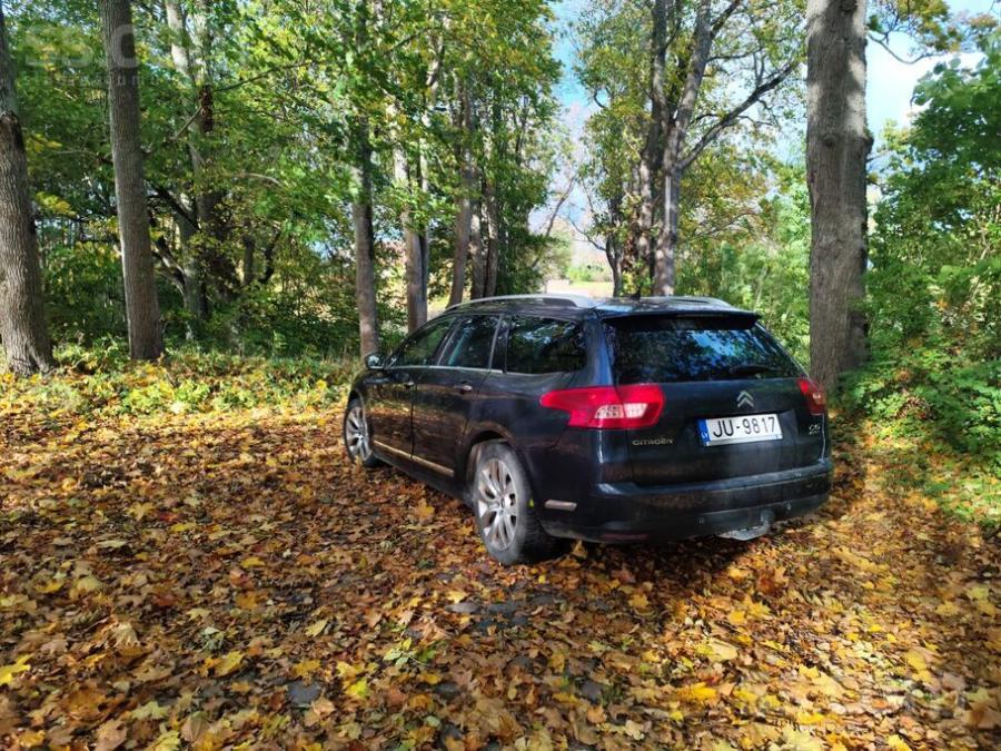Синий Ситроен С5 2008 в Талси, объемом двигателя 2.00 л и пробегом 298 тыс. км за 1350 €, фото 3 на AUTOMOTO.COM.LV