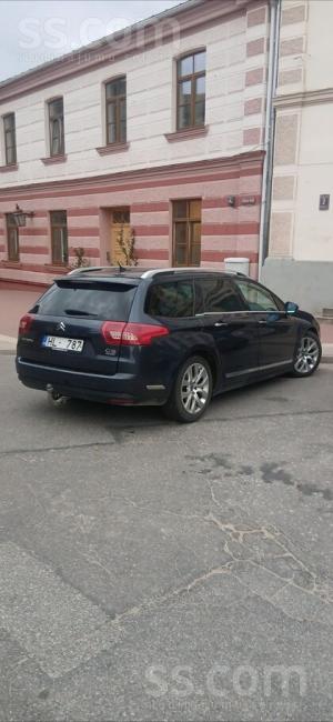 Blue Citroen C5 2008 in Limbazi, with an engine capacity of 2.70 L and mileage of 391 thousand km for 1900 €, photo 4 on AUTOMOTO.COM.LV