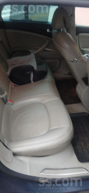 Blue Citroen C5 2008 in Limbazi, with an engine capacity of 2.70 L and mileage of 391 thousand km for 1900 €, photo 7 on AUTOMOTO.COM.LV