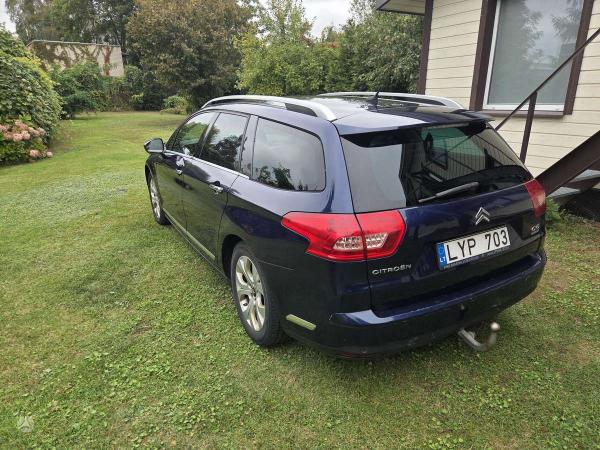 Zils Citroen C5 2008 Kauņa, ar dzinēja tilpumu 2.00 L un nobraukumu 390 tūkst. km par 3000 €, foto 5 vietnē AUTOMOTO.COM.LV