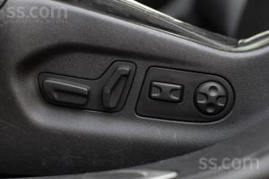 Zils Citroen C5 2008 Rīga, ar dzinēja tilpumu 2.00 L un nobraukumu 275 tūkst. km par 3590 €, foto 14 vietnē AUTOMOTO.COM.LV