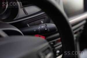 Zils Citroen C5 2008 Rīga, ar dzinēja tilpumu 2.00 L un nobraukumu 275 tūkst. km par 3590 €, foto 19 vietnē AUTOMOTO.COM.LV