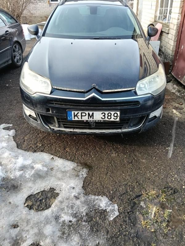 Zils Citroen C5 2009 Viļņa, ar dzinēja tilpumu 1.60 L un nobraukumu 400 tūkst. km par 800 €, foto 1 vietnē AUTOMOTO.COM.LV