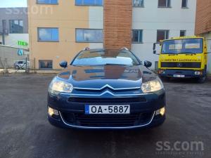 Zils Citroen C5 2009 Daugavpils, ar dzinēja tilpumu 2.00 L un nobraukumu 0 tūkst. km par 3550 €, foto 3 vietnē AUTOMOTO.COM.LV