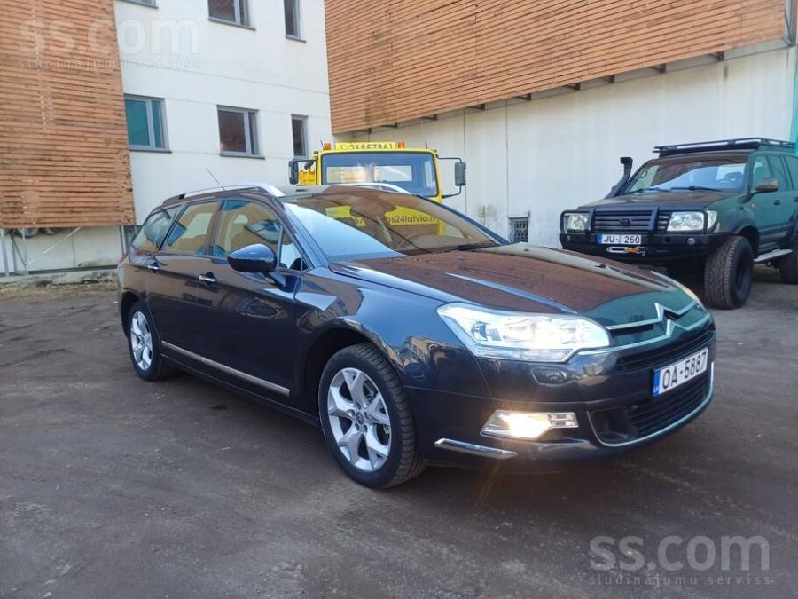 Zils Citroen C5 2009 Daugavpils, ar dzinēja tilpumu 2.00 L un nobraukumu 0 tūkst. km par 3550 €, foto 4 vietnē AUTOMOTO.COM.LV