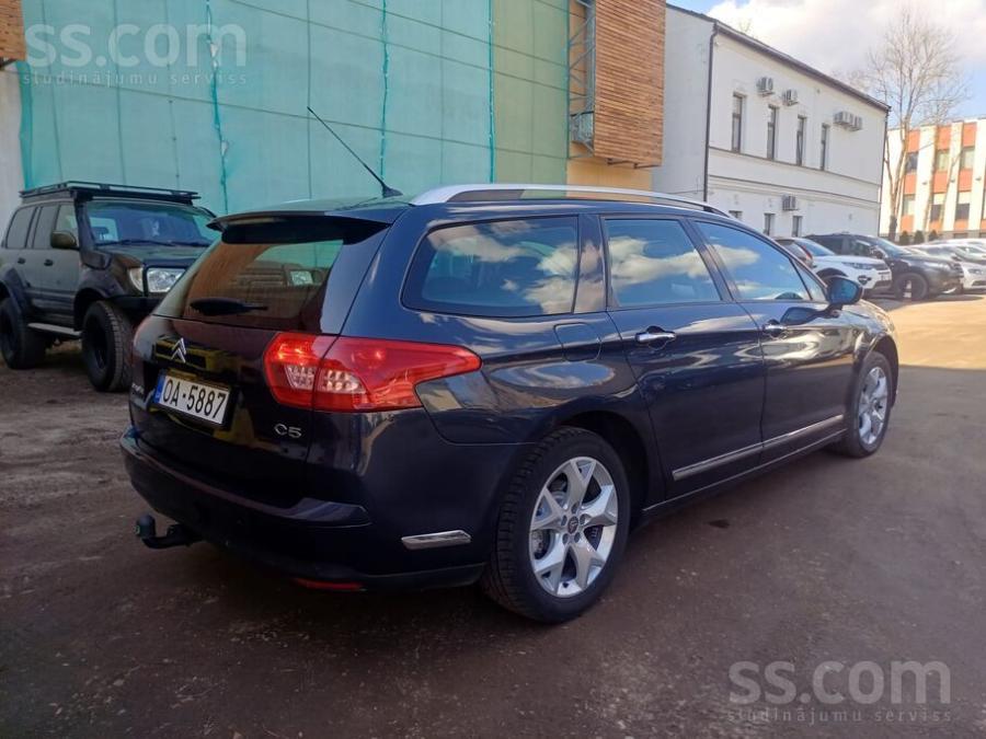 Zils Citroen C5 2009 Daugavpils, ar dzinēja tilpumu 2.00 L un nobraukumu 0 tūkst. km par 3550 €, foto 7 vietnē AUTOMOTO.COM.LV
