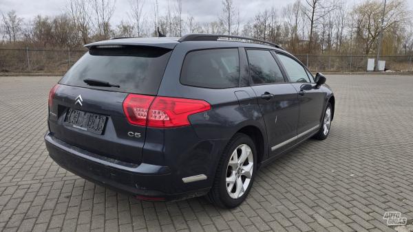 Zils Citroen C5 2010 Marijampole, ar dzinēja tilpumu 1.60 L un nobraukumu 238 tūkst. km par 2150 €, foto 4 vietnē AUTOMOTO.COM.LV