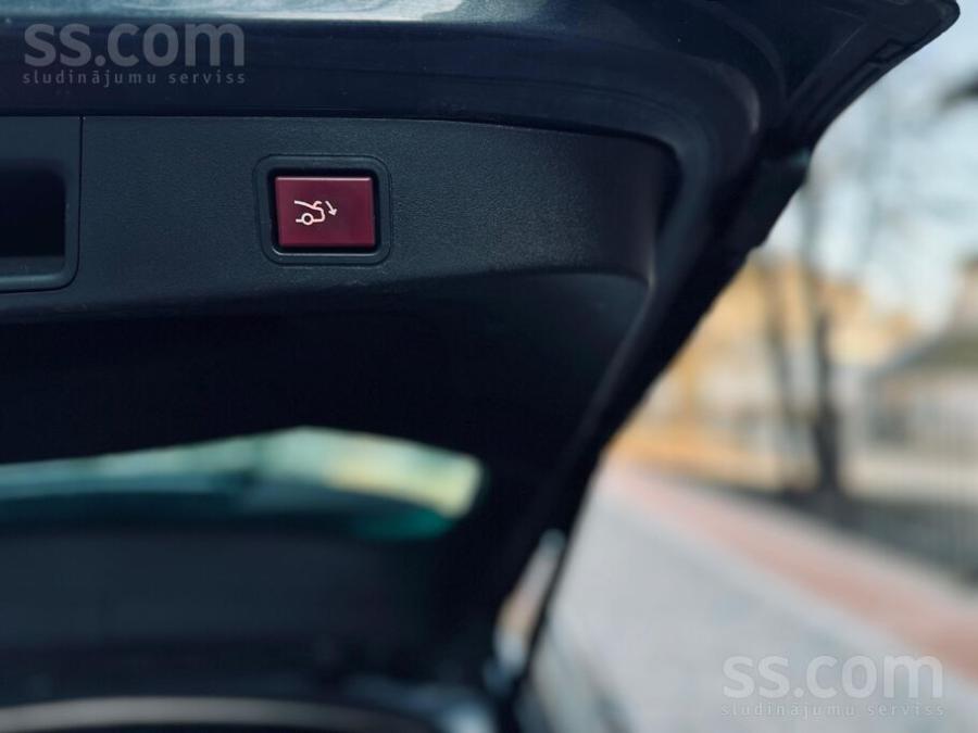 Zils Citroen C5 2010 Cēsis, ar dzinēja tilpumu 2.00 L un nobraukumu 0 tūkst. km par 3650 €, foto 24 vietnē AUTOMOTO.COM.LV