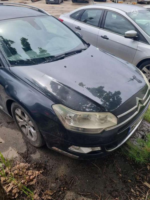 Zils Citroen C5 2010 Kauņa, ar dzinēja tilpumu 2.00 L un nobraukumu 350 tūkst. km par 1999 €, foto 1 vietnē AUTOMOTO.COM.LV