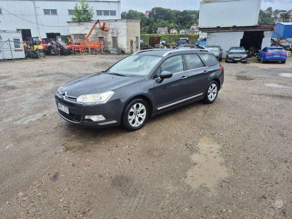 Zils Citroen C5 2010 Kauņa, ar dzinēja tilpumu 2.00 L un nobraukumu 265 tūkst. km par 1800 €, foto 1 vietnē AUTOMOTO.COM.LV