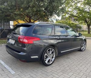 Blue Citroen C5 2010 in Vilnius, with an engine capacity of 2.99 L and mileage of 257 thousand km for 1450 €, photo 8 on AUTOMOTO.COM.LV