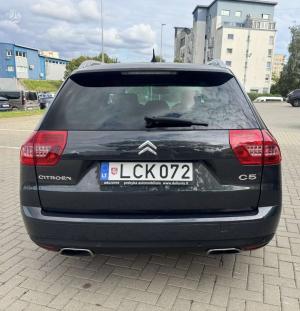 Blue Citroen C5 2010 in Vilnius, with an engine capacity of 2.99 L and mileage of 257 thousand km for 1450 €, photo 9 on AUTOMOTO.COM.LV